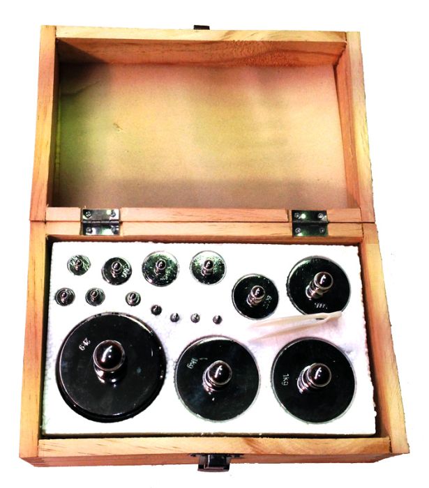 5000g Weight and Calibration Set | Science First